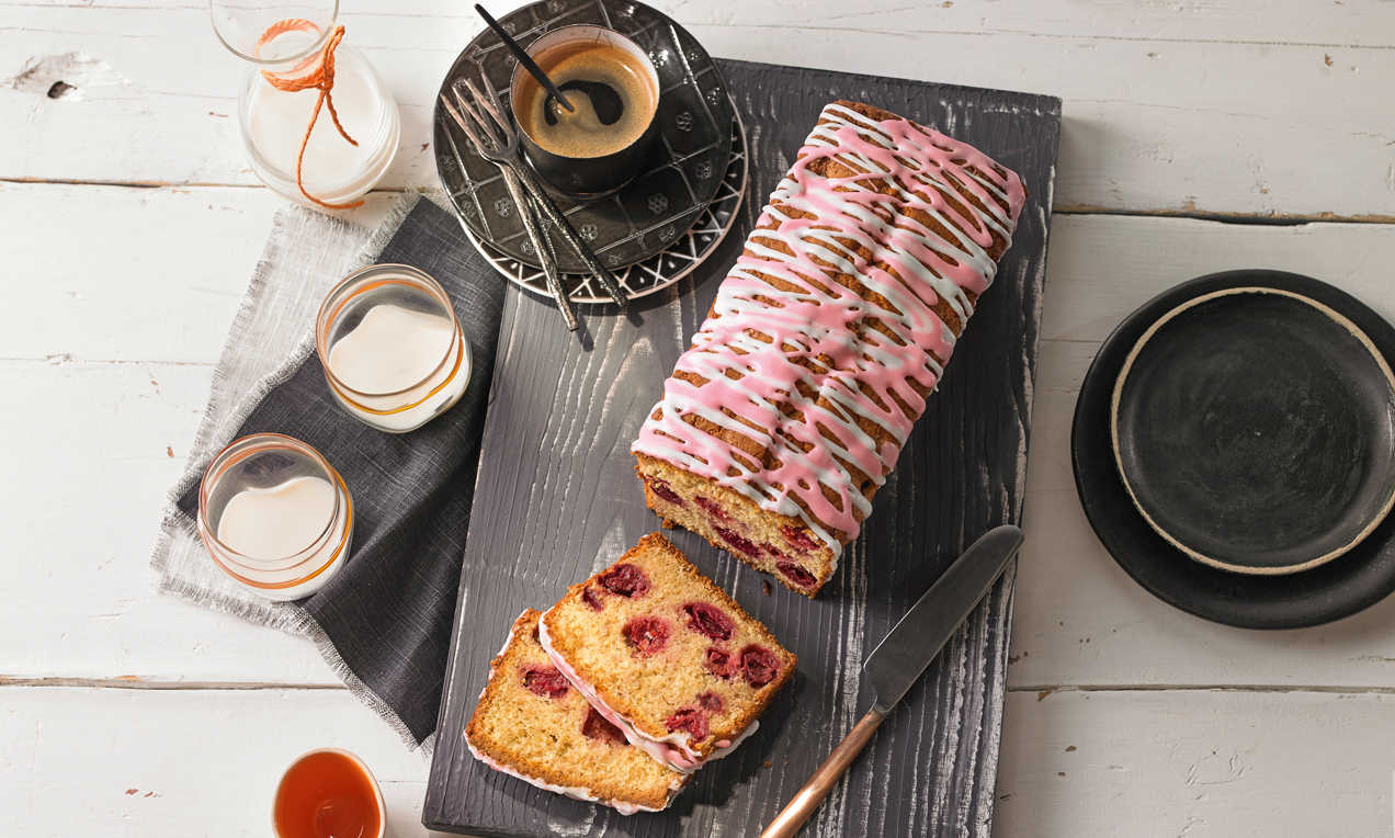 Malibu®-Kirsch-Cake Rezept | Dr. Oetker