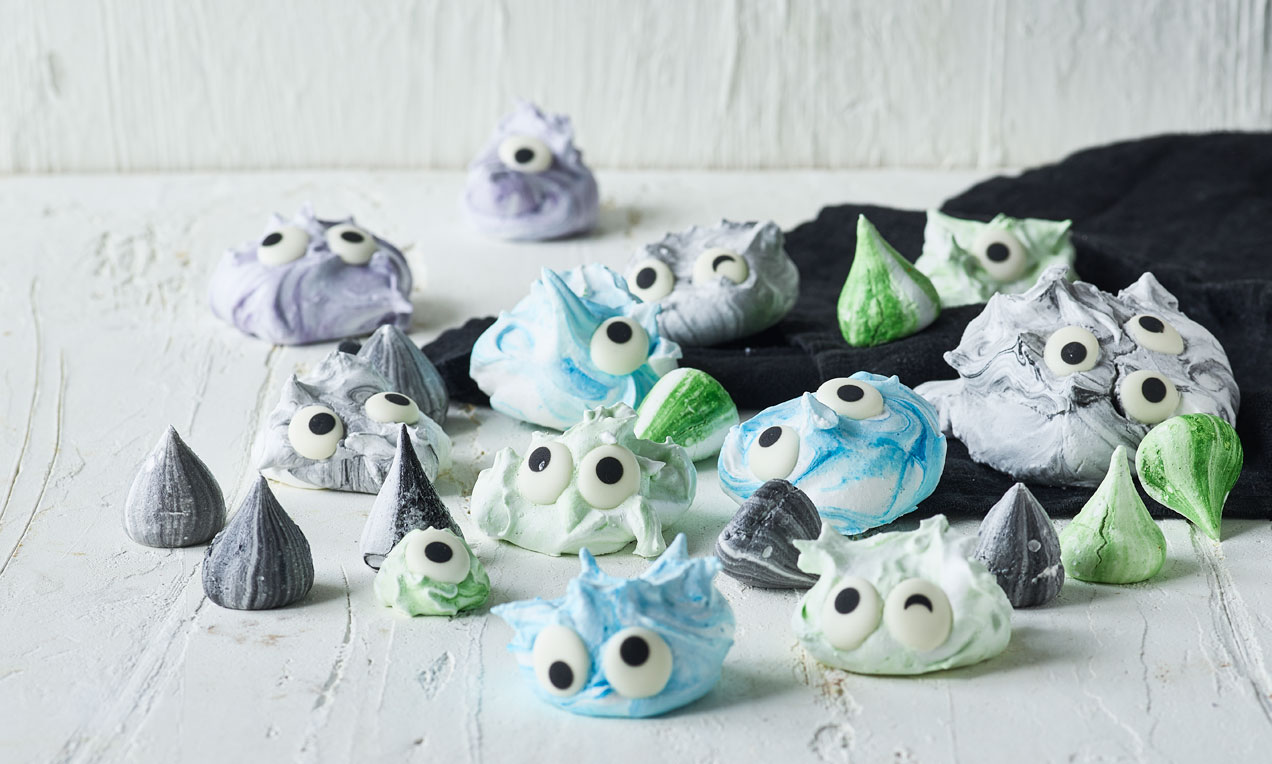 Kleine Meringue-Monster Rezept | Dr. Oetker