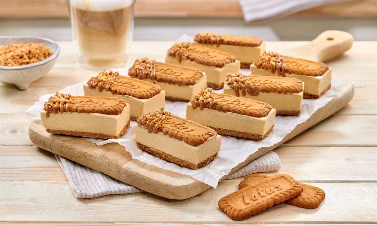 Lotus Biscoff® Glacé Sandwiches Rezept | Dr. Oetker